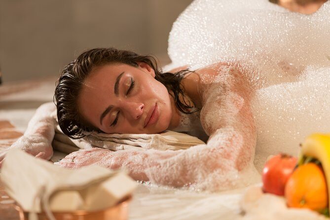 Traditional Turkish Bath Experience in Alanya - The Atmosphere: Tradition Meets Practicality