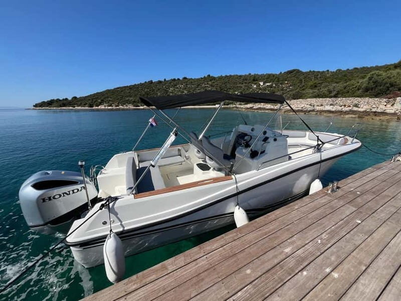 Trogir: Blue Lagoon and 3 Islands Speedboat Tour - The Tour Breakdown in Detail