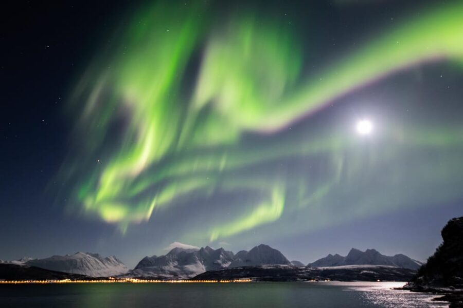 Tromsø: Aurora Borealis, Campfire, Hot Meal, Arctic Tour - The Campfire Experience