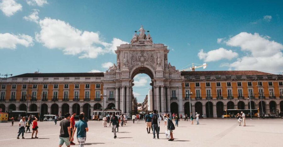 Unforgettable Walking Tour - Explore Lisbon in 4 Hours - Breathtaking Viewpoints