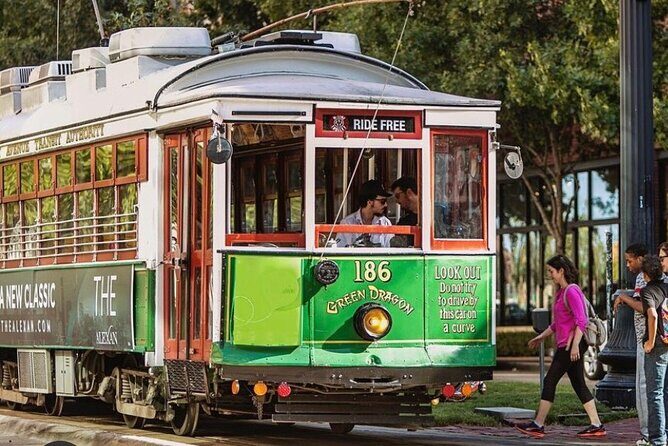 Uptown Eats! Trolley Tour with Food Tours of America - What Past Travelers Say