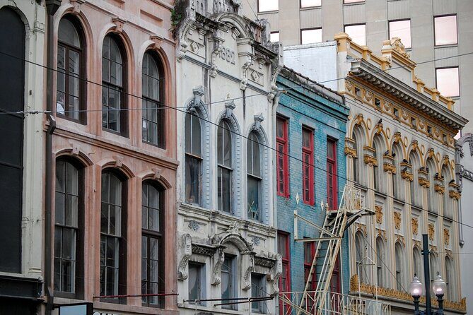 Uptown Elegance Private Tour: New Orleans Garden District - In-Depth Look at the Stops