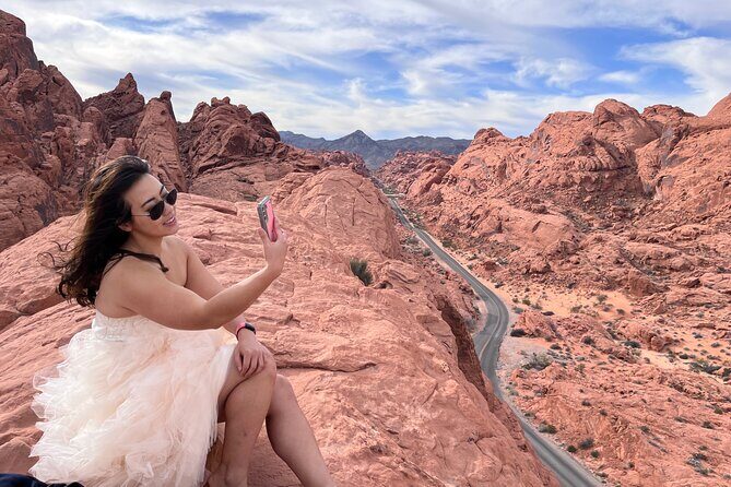 Valley of Fire and Red Rock Canyon Day Tour from Las Vegas - Highlights of Red Rock Canyon