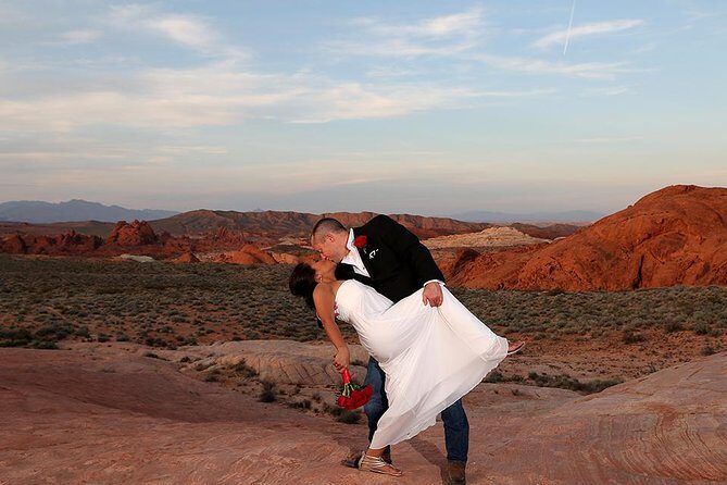 Valley of Fire Wedding Package - Scenic Highlights and Unique Features