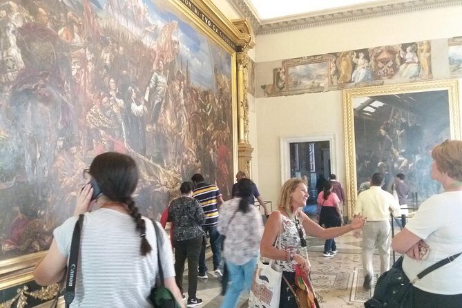 Vatican by Night Group Tour - Who Will Love This Tour?