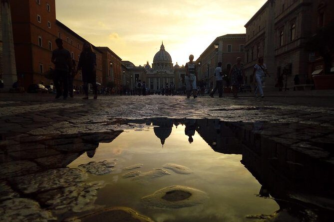 Vatican Family Tour (vip entrance) Story Telling guides - In-Depth Look at the Tour Experience