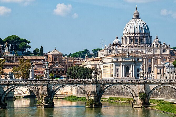 Vatican Museums & Sistine Chapel with Guided Tour Options - Who Should Consider This Tour?