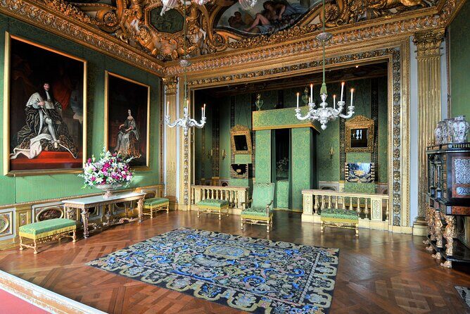 Vaux-le-Vicomte Castle Day Trip with Chateaubus Shuttle - An In-Depth Look at the Vaux-le-Vicomte Day Trip