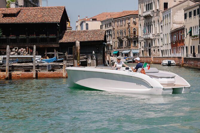 Venice: Explore Venice on Electric Boat - A Detailed Look at the Itinerary