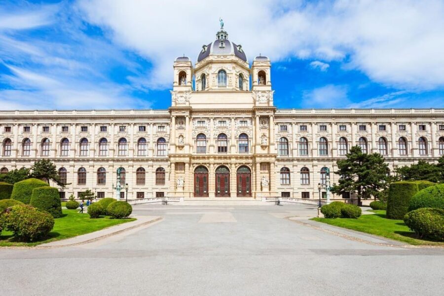 Vienna Audioguide - TravelMate app for your smartphone - Detailed Breakdown of the Tour Itinerary