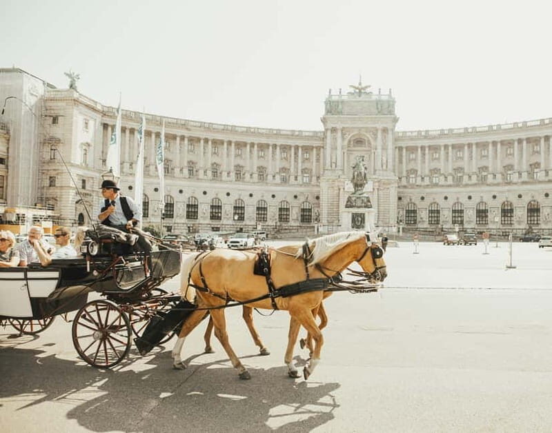 Vienna: City Highlights E-Bike Tour - Detailed Breakdown of the Itinerary