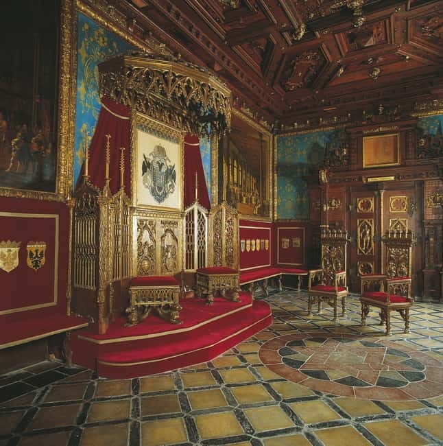 Vienna: Day Trip - Castles around Vienna + underground lake - Who is This Tour Best Suited For?
