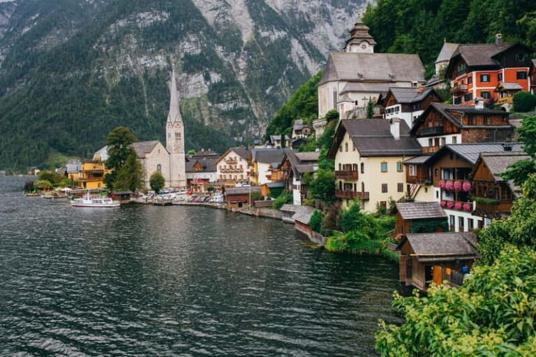 Vienna: Hallstatt and Salzburg Mountains and Lakes Tour - Schloss Ort and Lake Traunsee