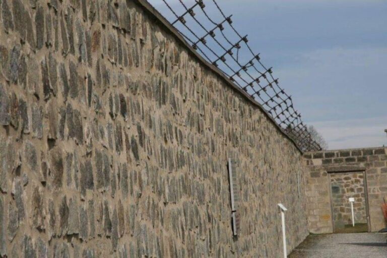 Vienna: Private tour Mauthausen and Linz - Visiting Mauthausen: The Heart of the Day