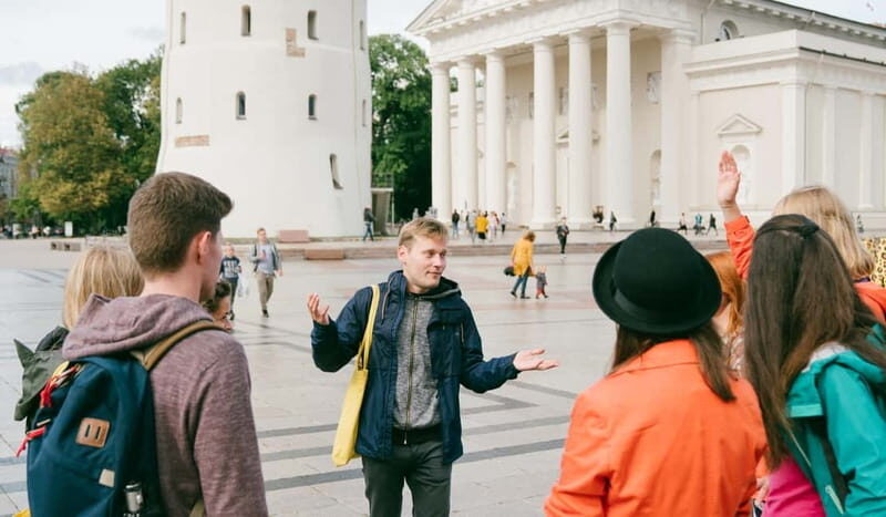 Vilnius Old Town walking tour with snacks - Why the Tour Works for Travelers