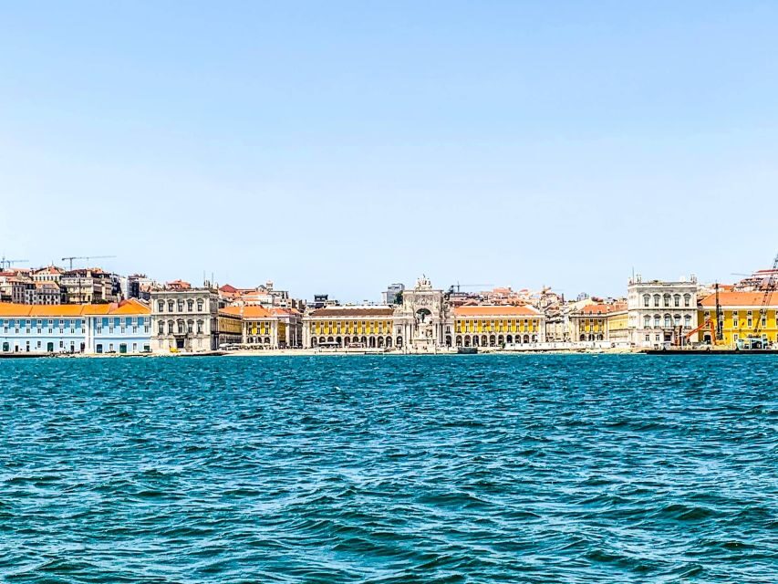 VIP Catamaran - Private Tour in Lisbon - The Itinerary Breakdown