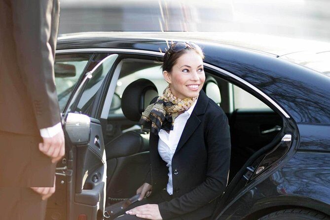 VIP Limo Transfers From & To Santorini Airport - The Itinerary – What You Can Expect