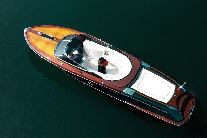 VIP Private Luxury Boat Tour - Riva Aquariva Yacht Venice - Is this Tour Right for You?