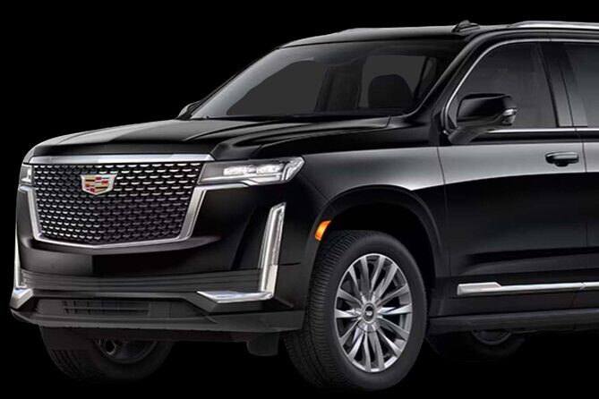 VIP Private Maui OGG Arrival Transfer in Black Cadillac Escalade - The Vehicle: Comfort, Style, and Functionality