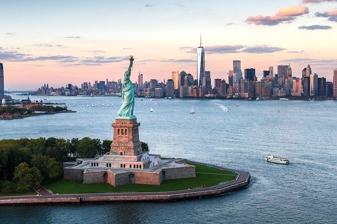 Visit The Statue of Liberty Plus 3-hour Manhattan Walking Tour - Why This Tour Works Well For Travelers