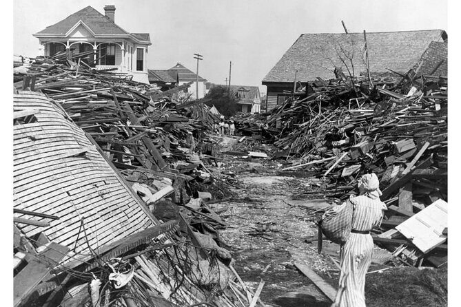 Voices of the 1900 Storm Private Tour - An In-Depth Look at the Tour Experience