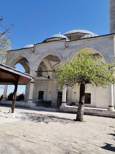 Walking in Skopje - The Itinerary in Detail
