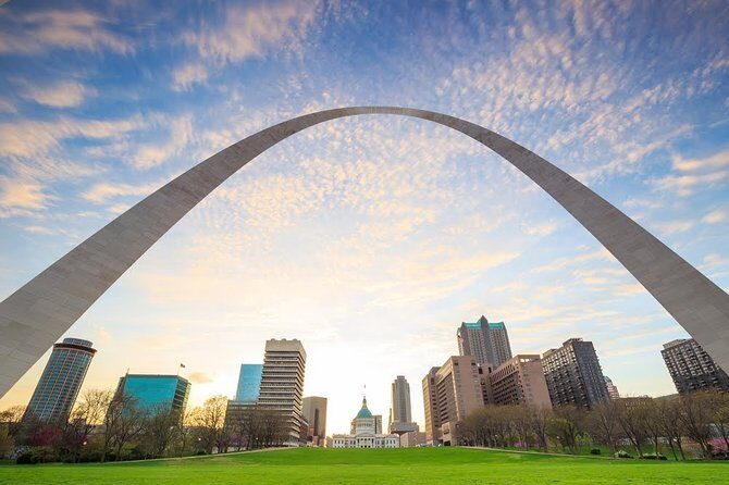 Walking Tour of the Saint Louis Fascinating History - Deep Dive into the Itinerary