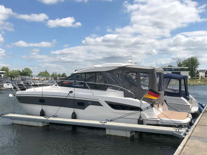 Waren (Müritz): Day cruise motor yacht with skipper - 8 hours - The Itinerary: What to Expect
