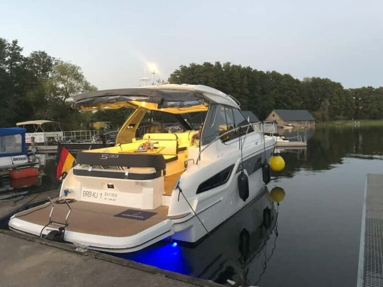 Waren (Müritz): Fun Cruise motor yacht with skipper - 4 hours - An Itinerary in Brief