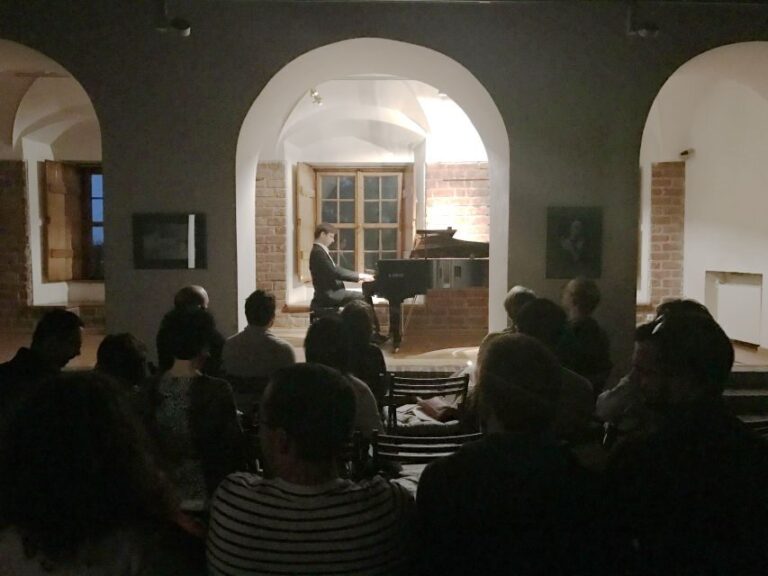 Warsaw: Chopin Concert in the Old Town - What to Expect from the Itinerary