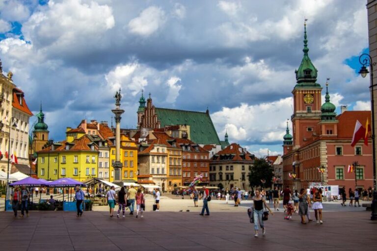 Warsaw: Old Town Highlights Walking Tour in English - The UNESCO Old Town: A Living History Book