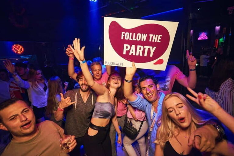 Warsaw: Pub Crawl with Optional 1-Hour Open Bar - The Experience’s Value