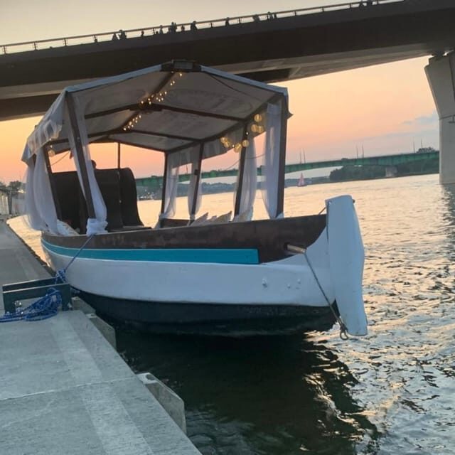 Warsaw: Scenic Cruise by Gondola on the Vistula River - What to Expect During the Cruise