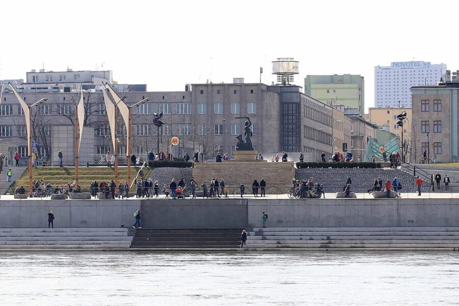 Warsaw: Vistula River Cruise with Your Music & City Views - Who Will Love This?