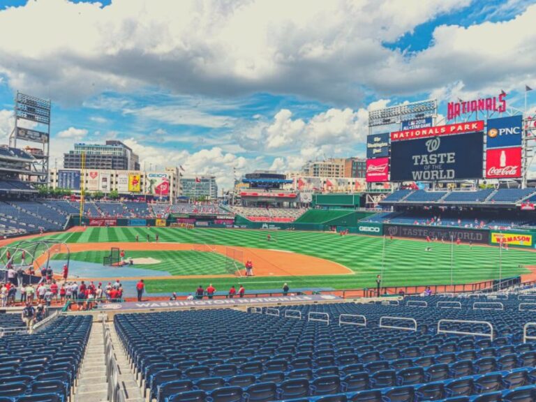 Washington D.C.: Washington Nationals Baseball Game Ticket - What to Expect at Nationals Park