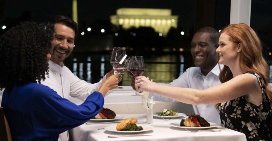 Washington DC: Christmas Eve Gourmet Brunch or Dinner Cruise - A Closer Look at the Itinerary and Food Offerings