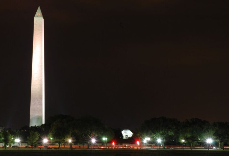 Washington, DC: Holiday Lights Nighttime Bus Tour - What to Expect on the Tour
