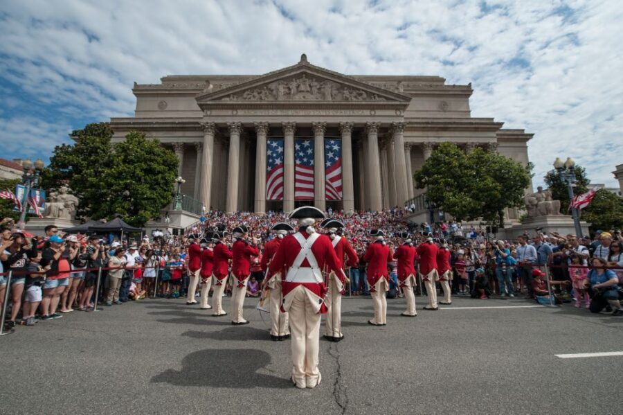 Washington, DC: National Archives - Guided Museum Tour - An In-Depth Look at the National Archives Tour