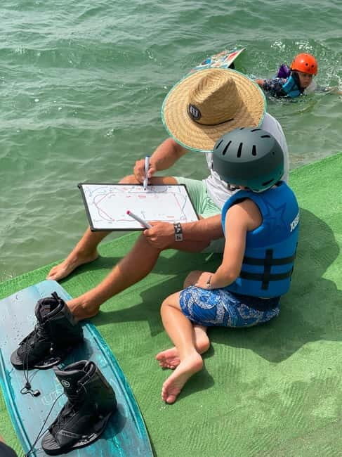 Water sports in Bratislava - Wakeboarding/Waterski/Kneeboard - The Location: Wakelake Water Sport Complex