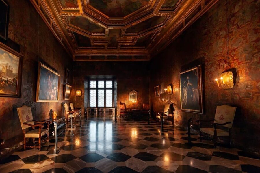 Wawel Castle, Old Town, Mary Basilica & Underground Museum - What Makes This Tour Valuable for Travelers