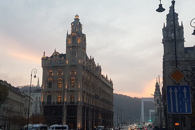 Welcome to Budapest Evening Walk - Detailed Breakdown of the Itinerary