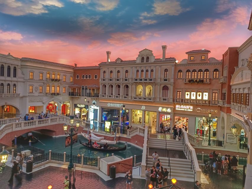 Where the Spots Are: Las Vegas Strip Walking Tour - What Makes This Tour Stand Out