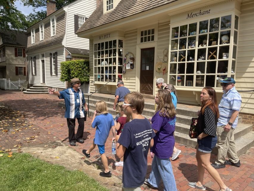 Williamsburg: Christmastime in Virginia Walking Tour - The Experience Provider and Accessibility