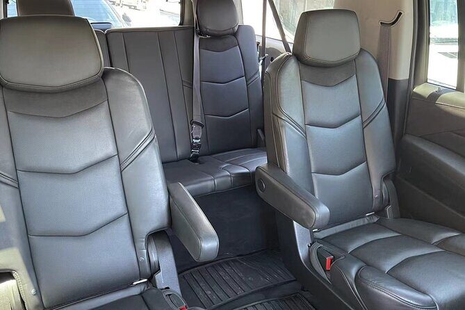 Winery and Vineyard Transportation in Luxury Full Size Black SUV - The Experience of Private Transportation