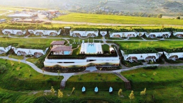 Winery touring & private wine tasting - one day private tour - Itinerary Breakdown