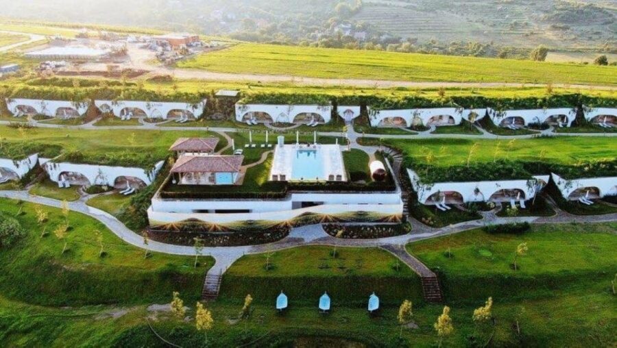 Winery touring & private wine tasting - one day private tour - Itinerary Breakdown
