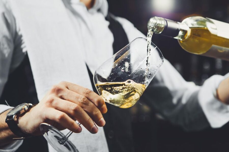 Woodinville Wine Country: Downtown Wine Tasting Pass - What to Expect at Each Stop