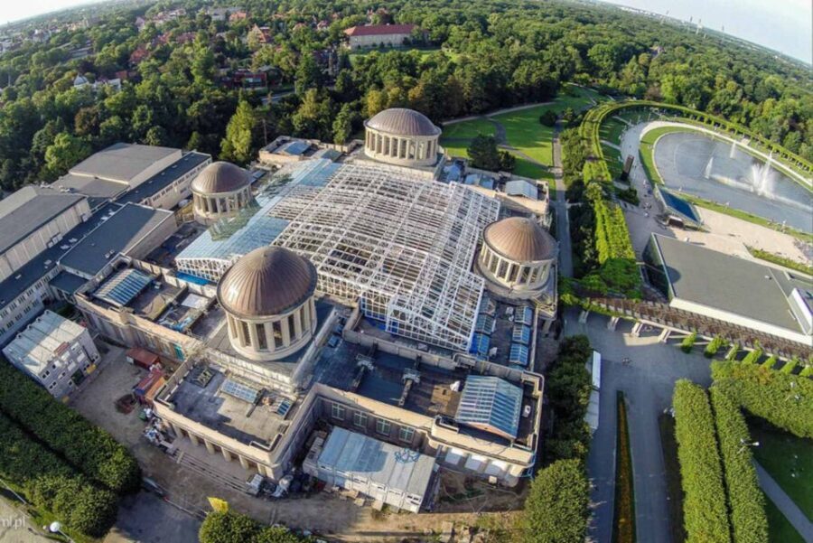 Wroclaw: 2-Hour Tour by Electric Car with a driver-guide - Exploring the City: What to Expect
