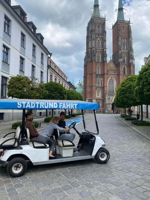 Wroclaw: Private Sightseeing and Beer Tour by Golf Cart - Tasting Local Beers and Cultural Insights