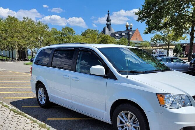 XL Mini Van from EWR Airport to Cape Liberty Cruise Terminal - Why Choose This Service Over Other Options?